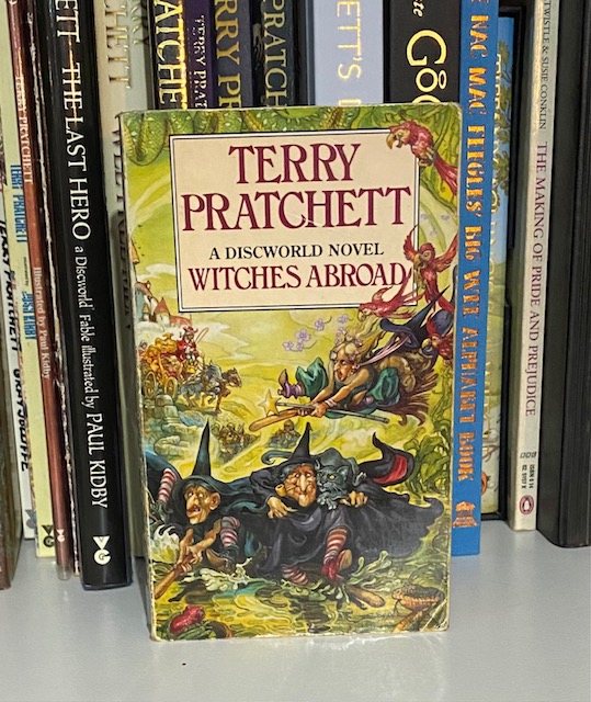 The Great Discworld Retrospective No. 12: Witches Abroad – Stuff Ian Likes